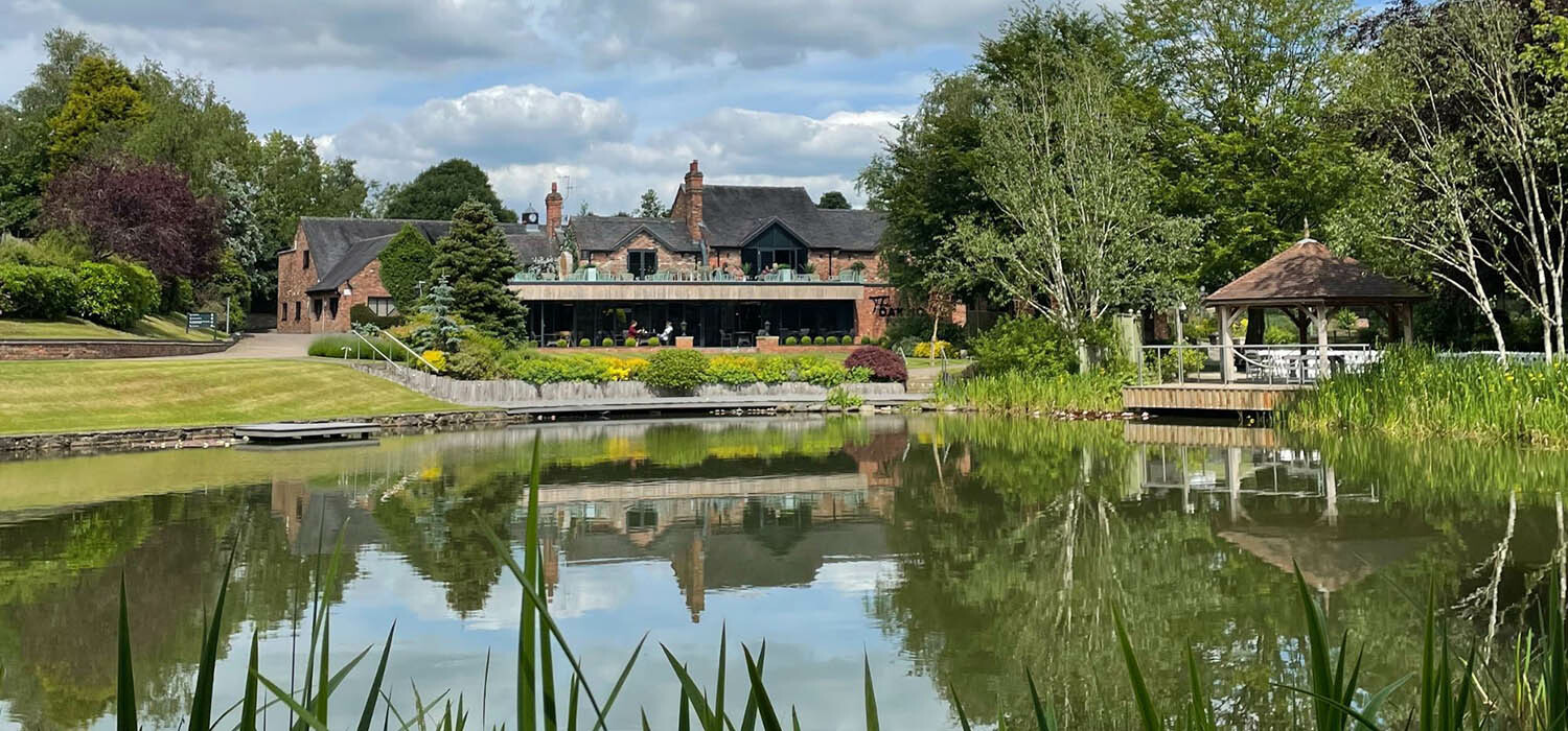 Good Spa Guide | Moddershall Oaks
