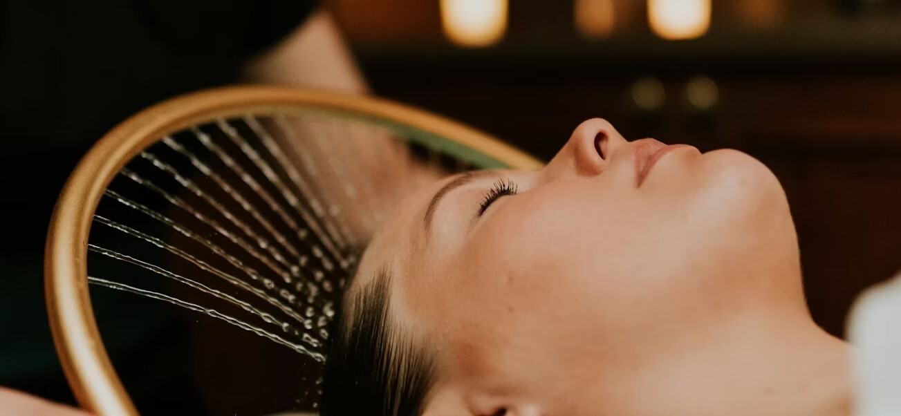 Good Spa Guide | What is Lava Shell massage?